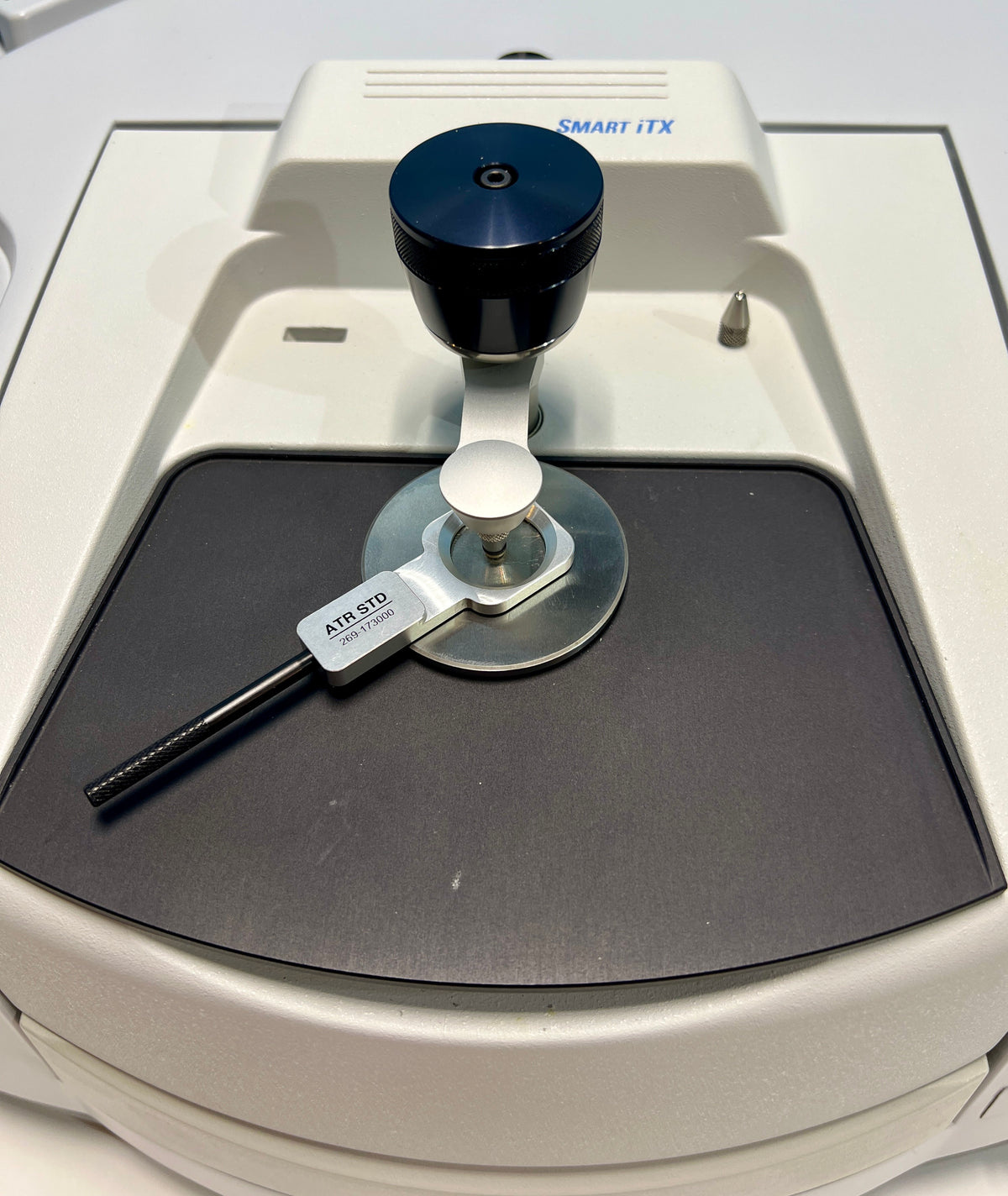 Nicolet iS10 – White Bear Photonics